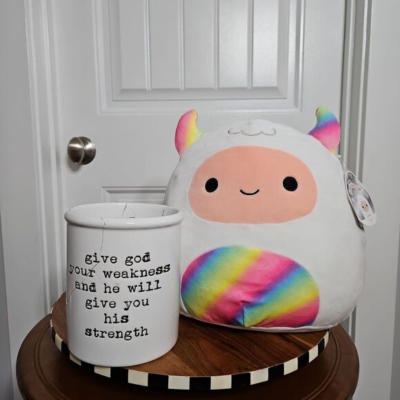 Squishmallows | Toys | Squishmallow Yuri The Yeti2 Ultrasoft Stuffed ...